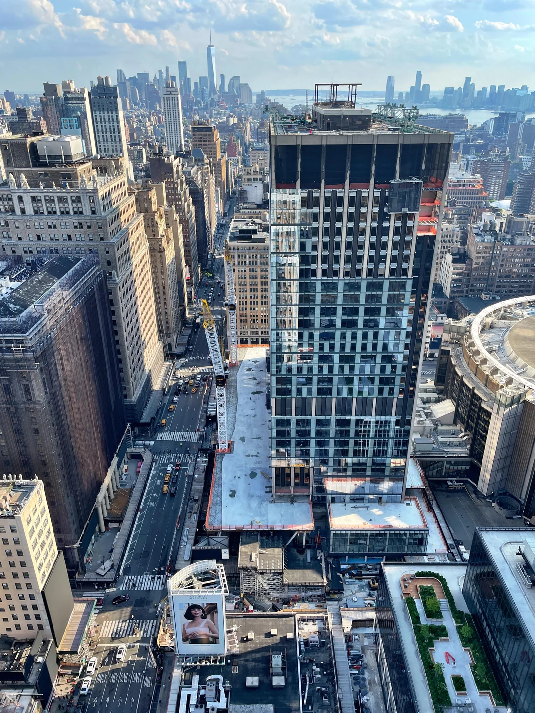 Lower Manhattan from Midtown. | Scrolller