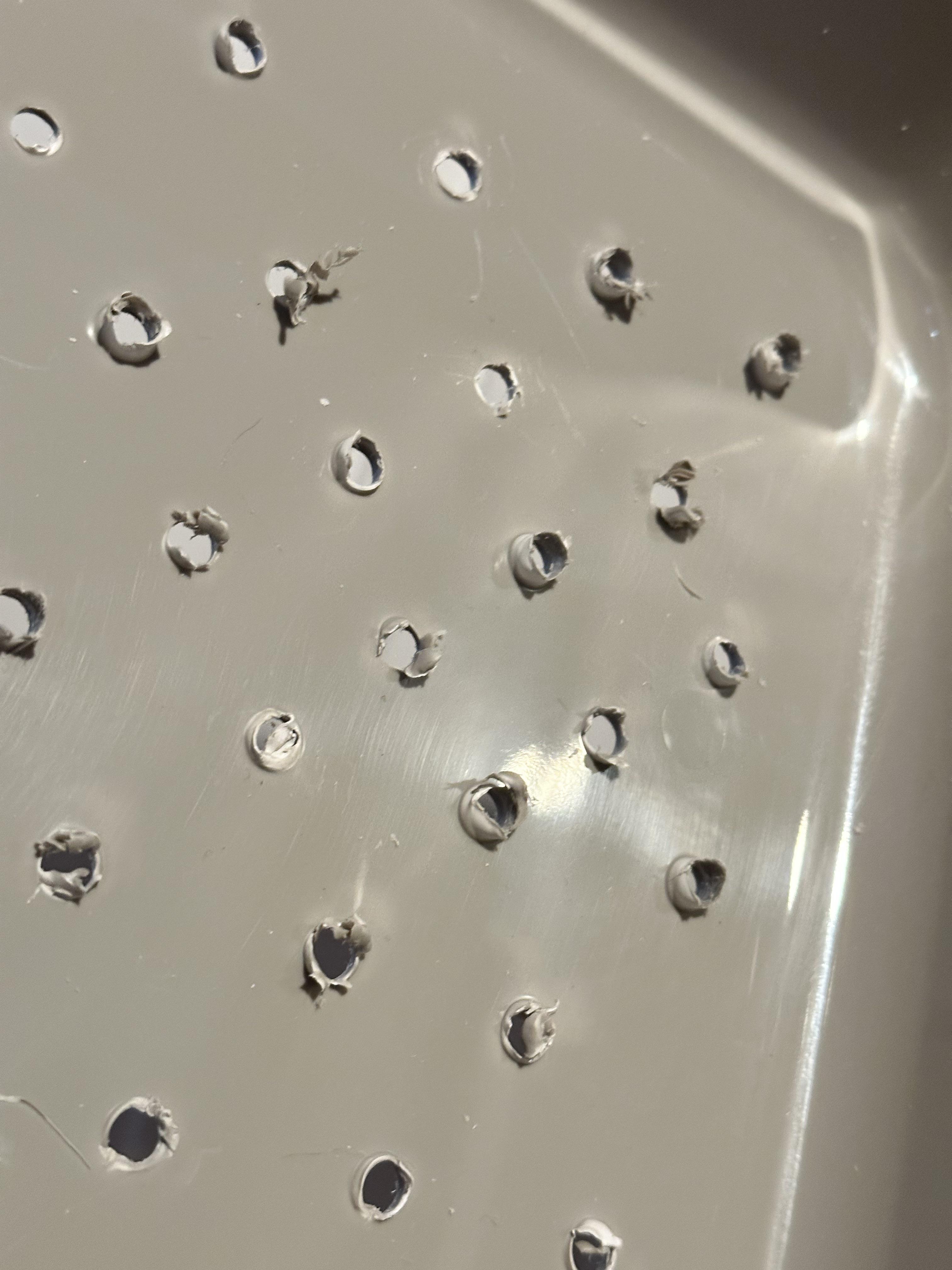 DIY Sifting Litterbox: Smoothing holes, how? | Scrolller