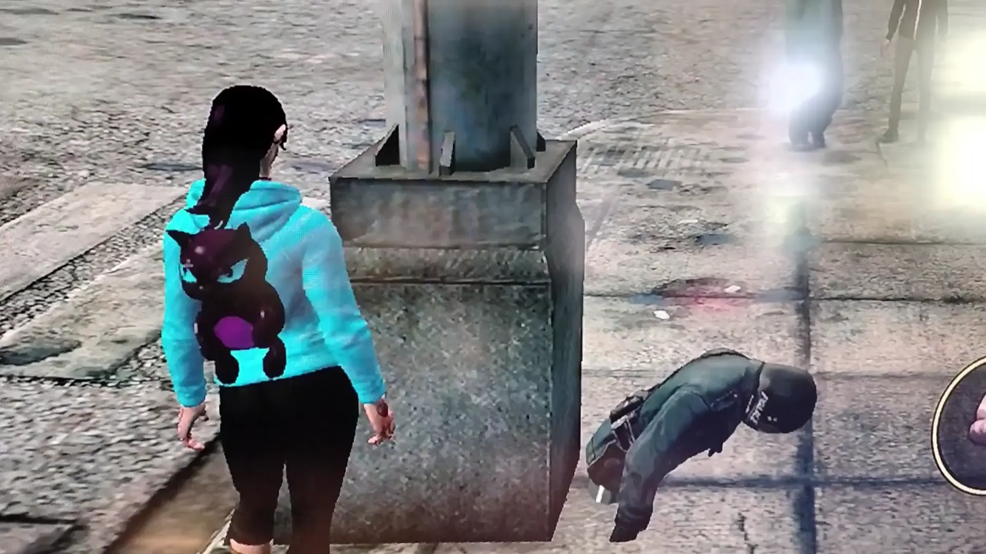 Don't even know how this cop got stuck in the ground. | Scrolller