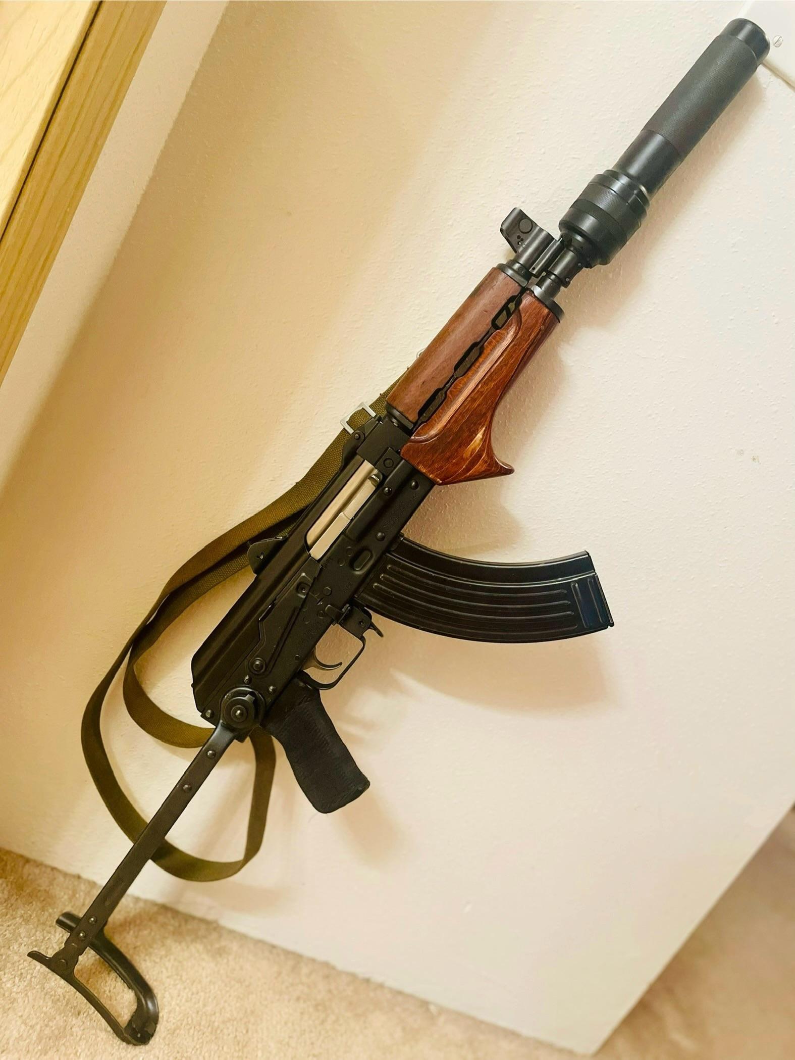 Another M92 Underfolder | Scrolller