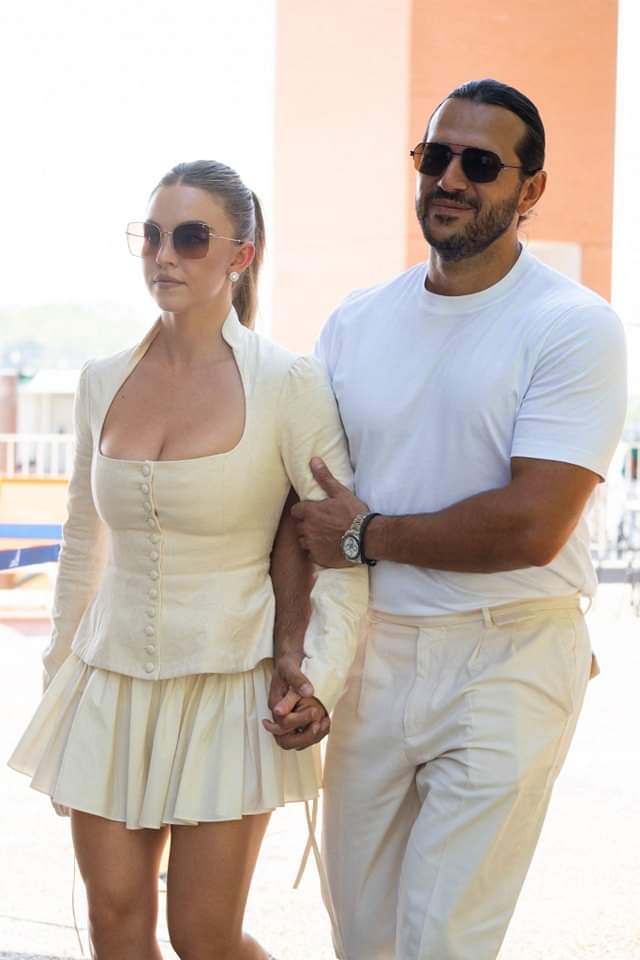 Sydney Sweeney and her boyfriend in Venice | Scrolller