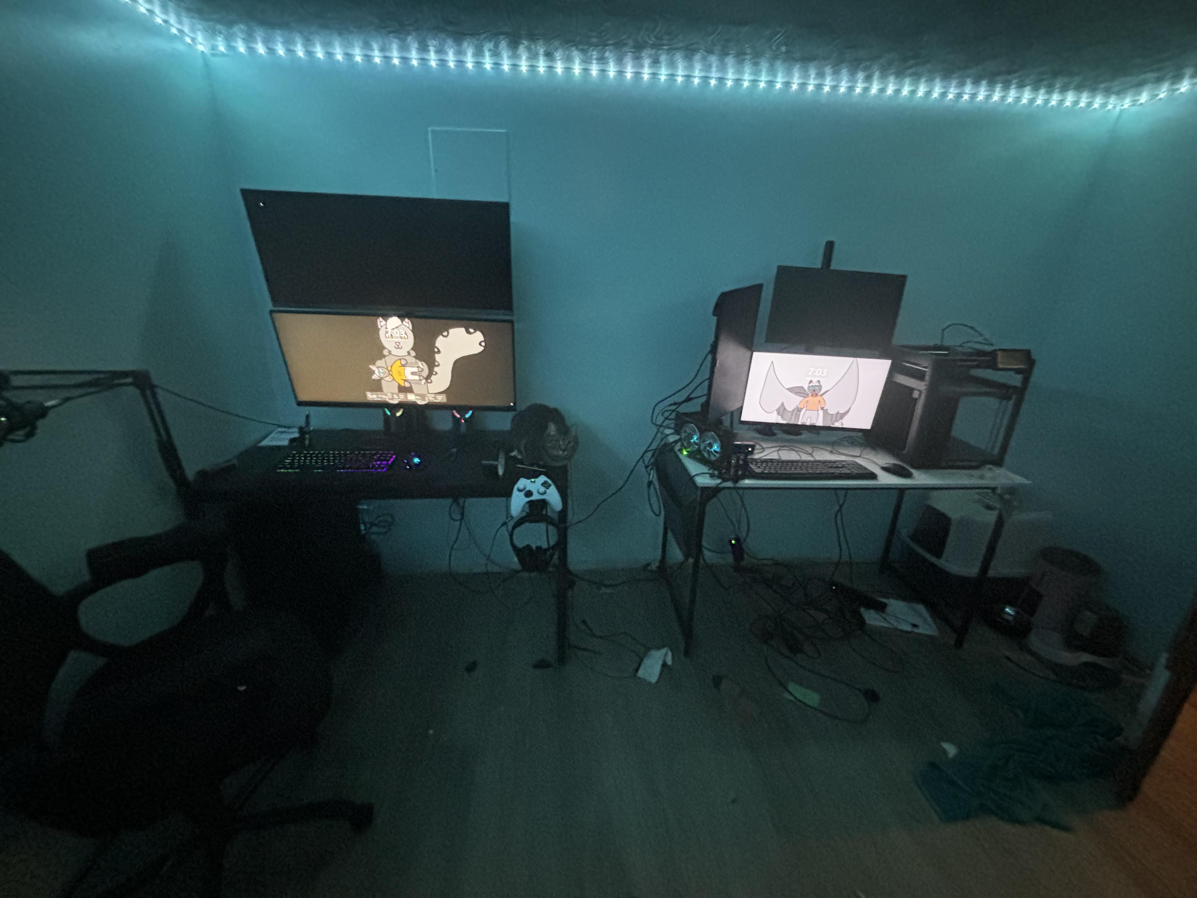 Dual setups | Scrolller