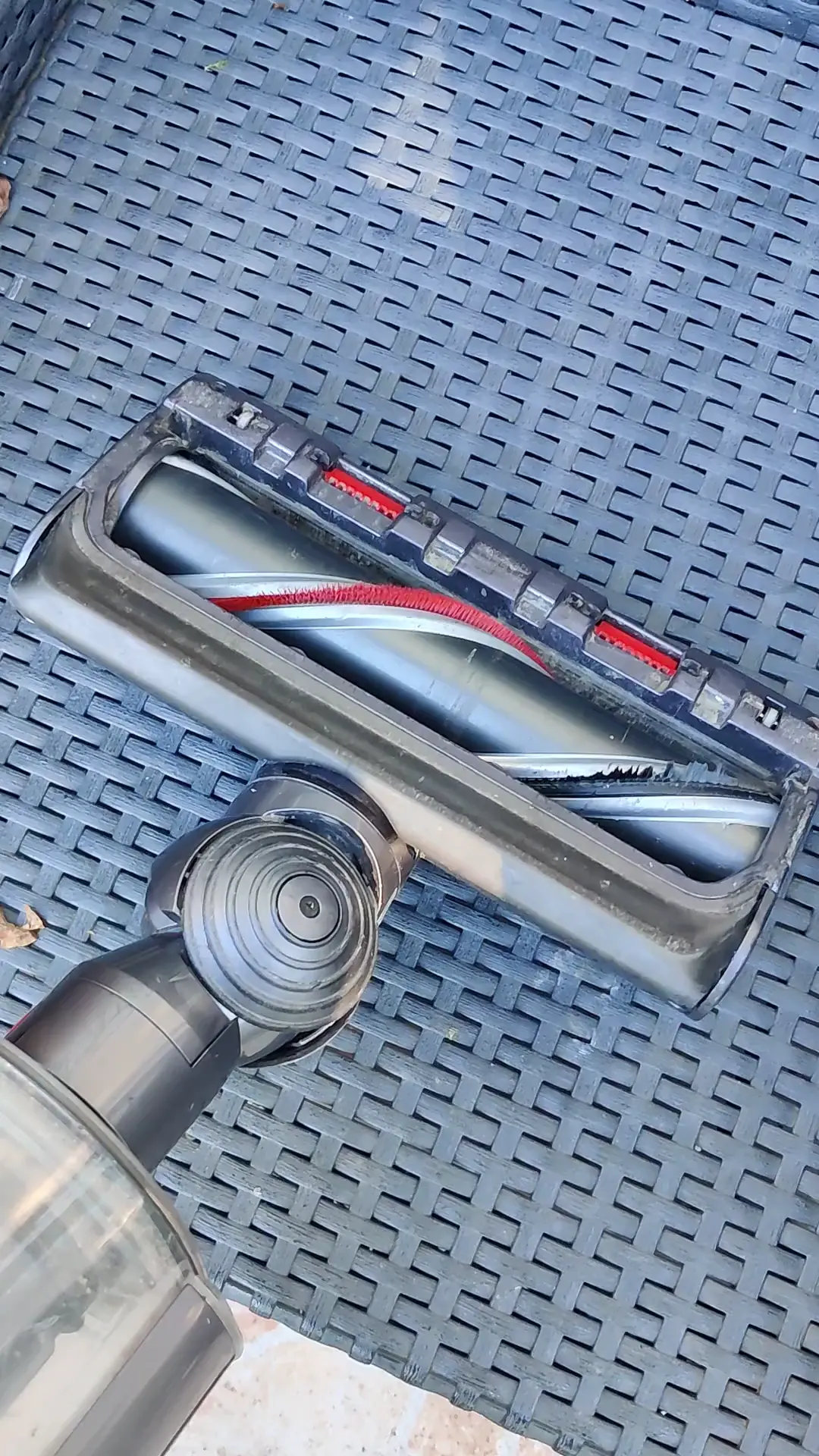 Dyson v11 torque drive extra : brush work only on turbo mod | Scrolller