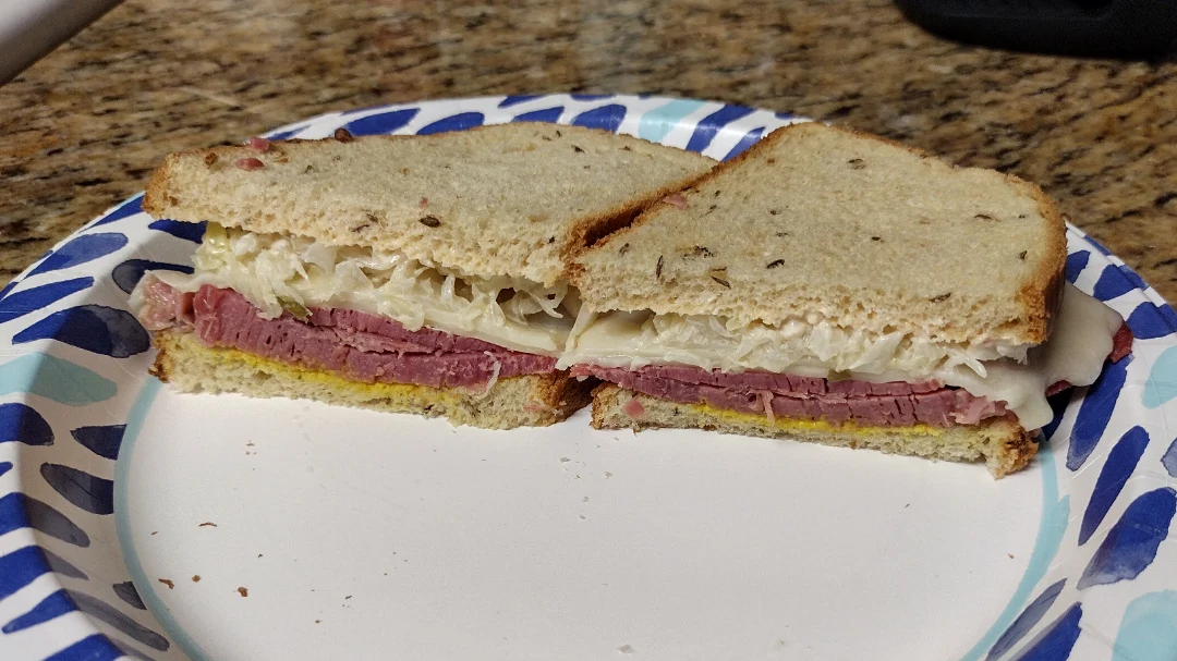 Classic Corned Beef Reuben | Scrolller