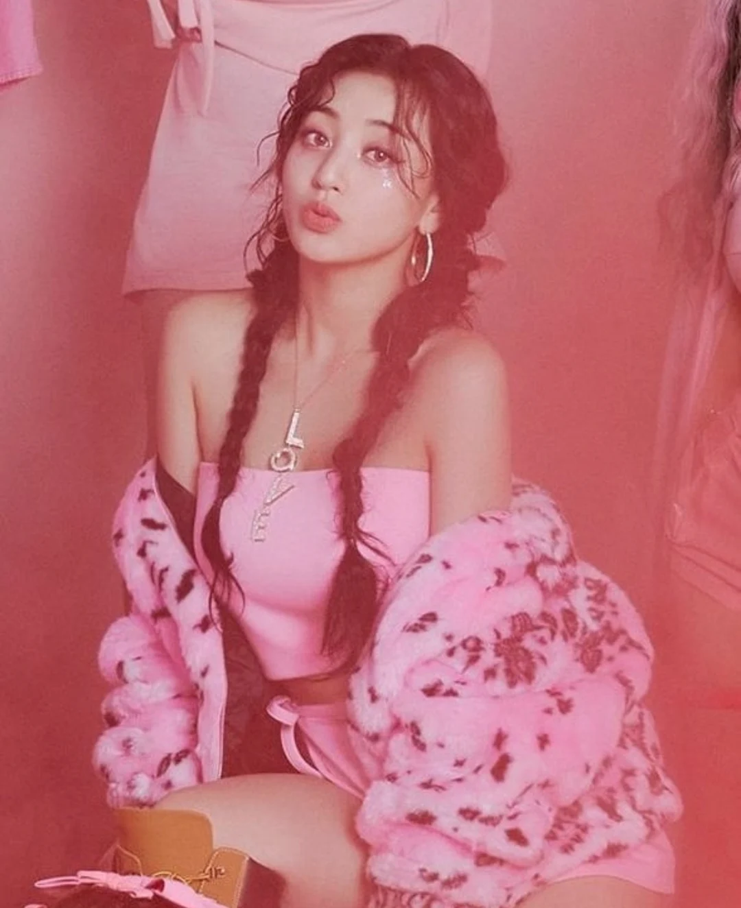 God Jihyo | Scrolller