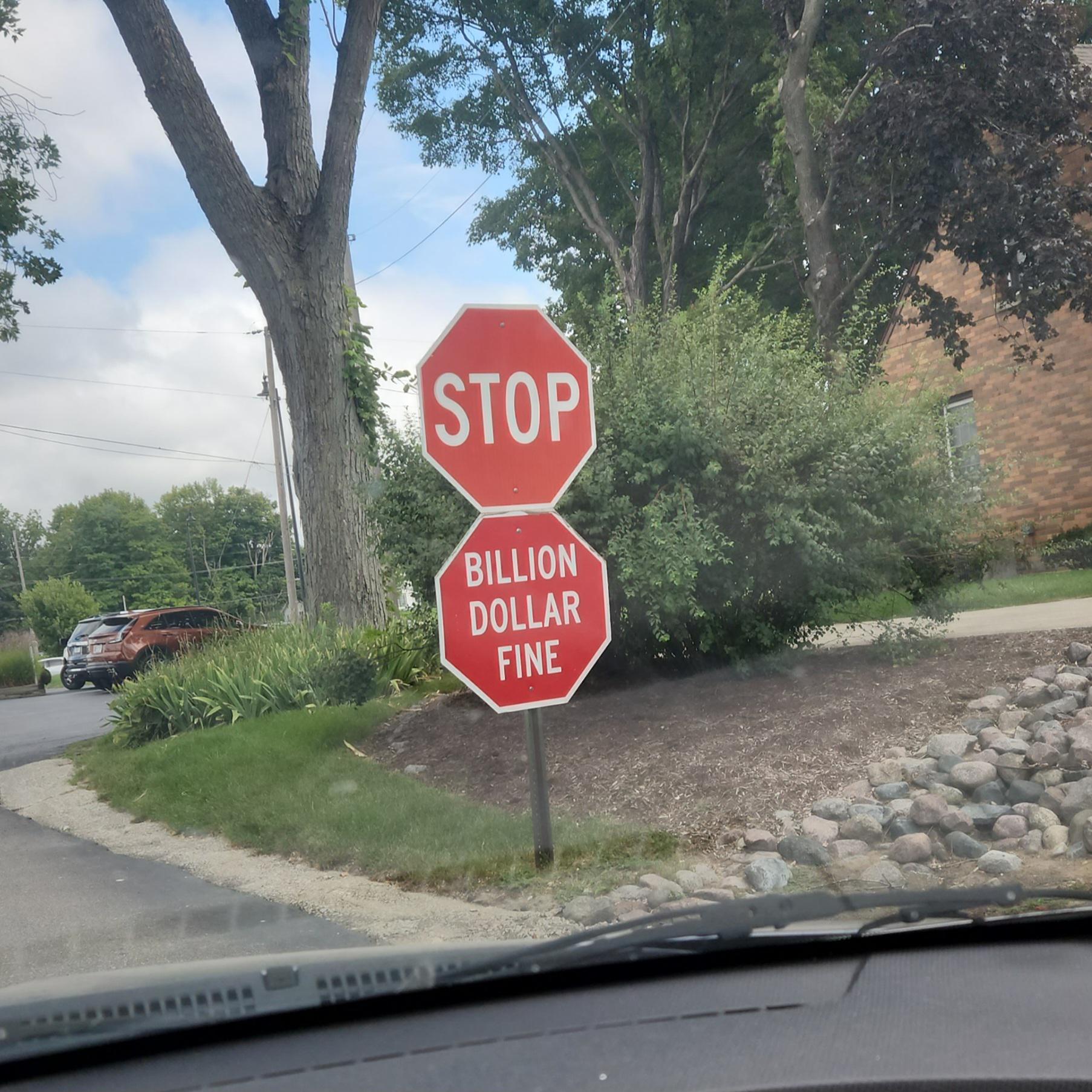 Oh crap, I better stop | Scrolller