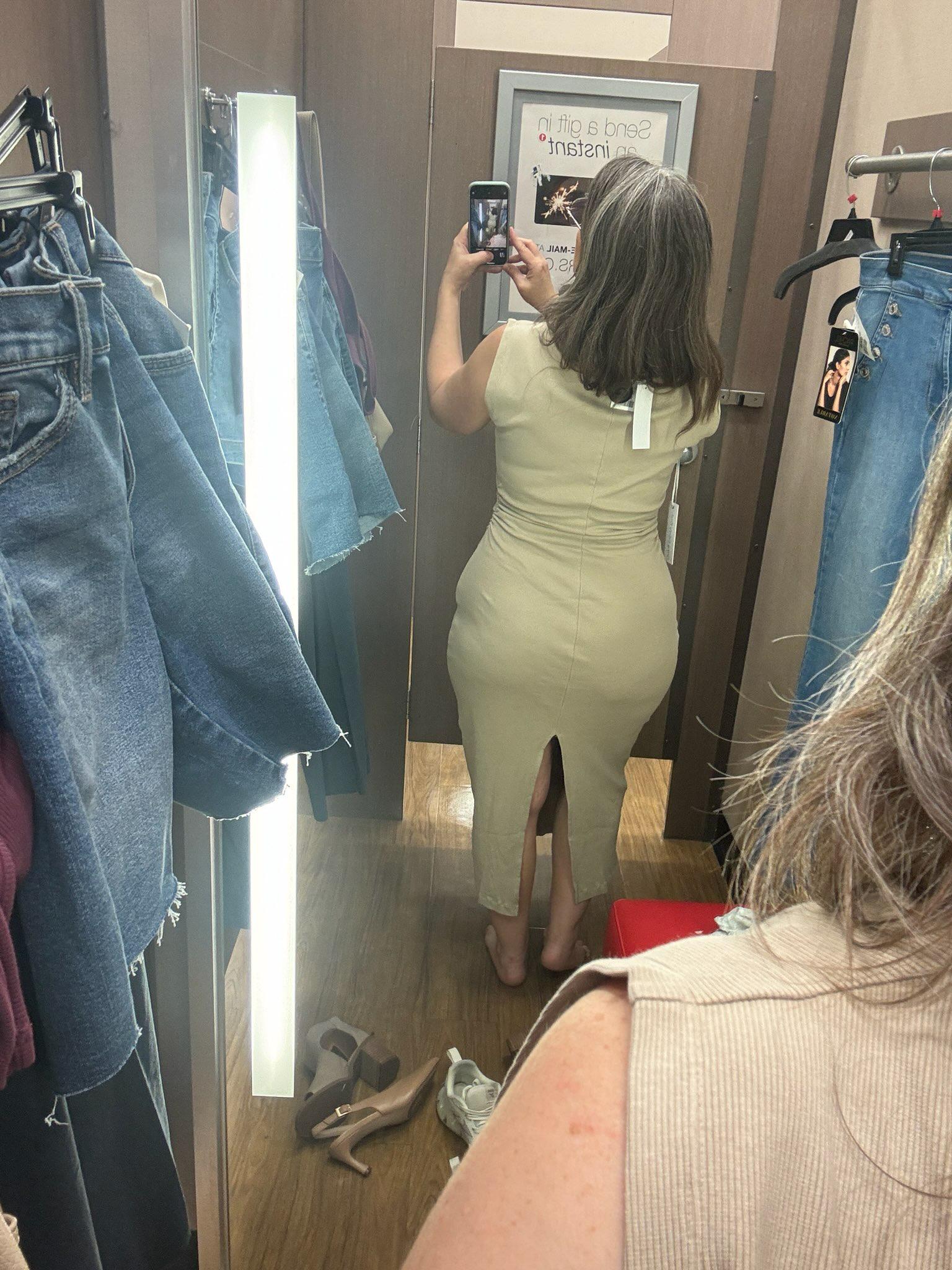 Dressing room mirrors | Scrolller