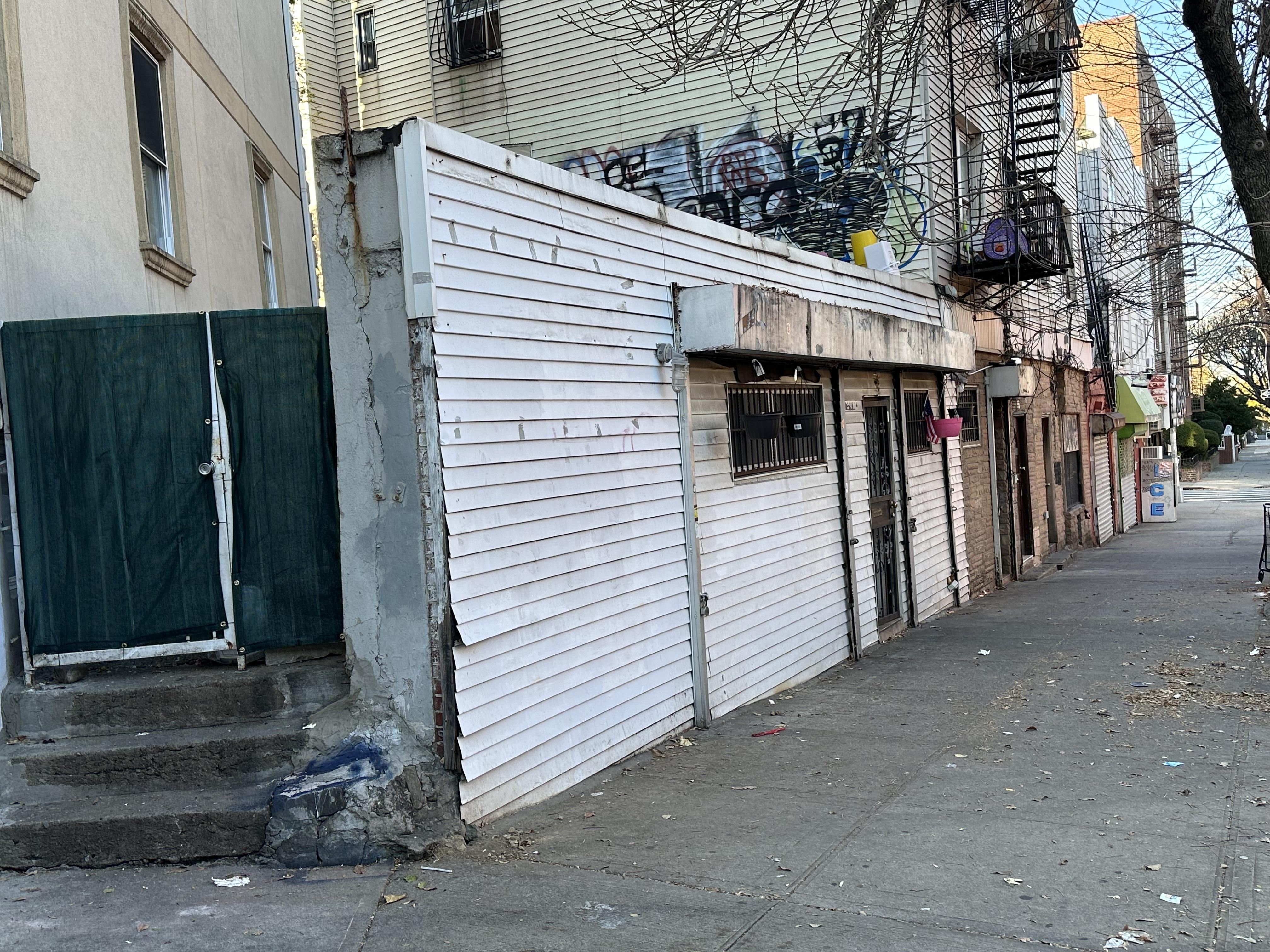 Woodside, NY | Scrolller