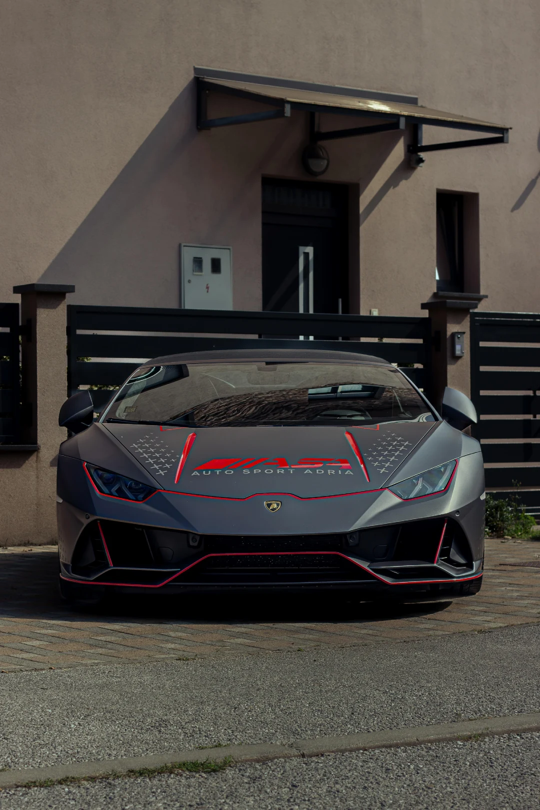 Lamborghini Huracan EVO Spyder [3176x4764] | Scrolller