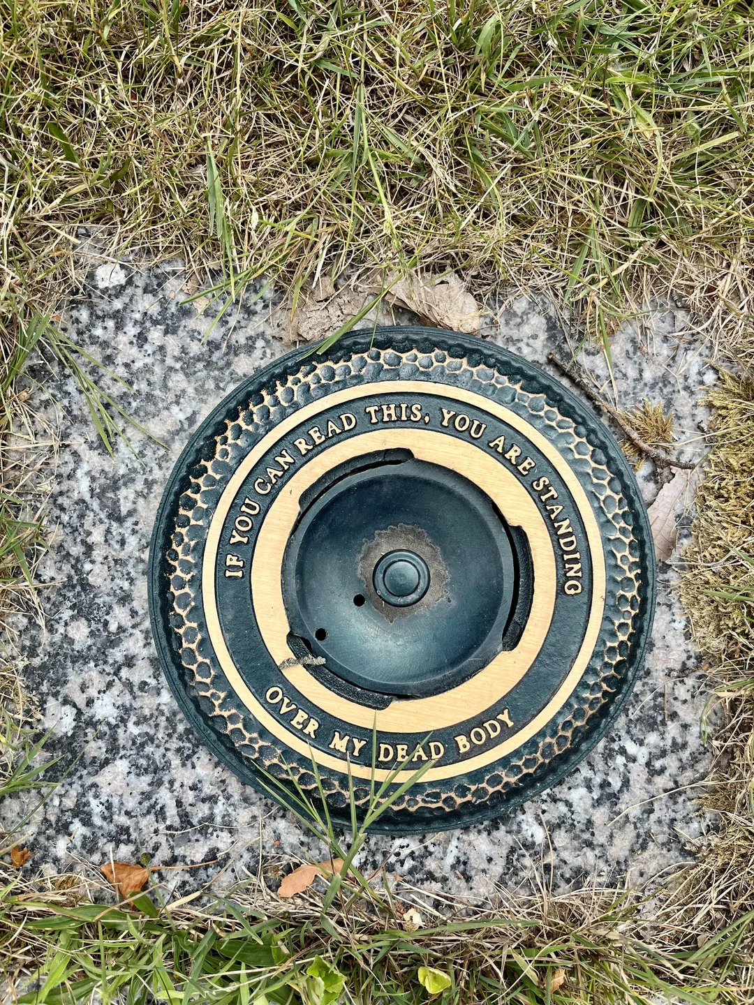 Toledo Memorial park, Ohio. They had a great sense of humor. | Scrolller