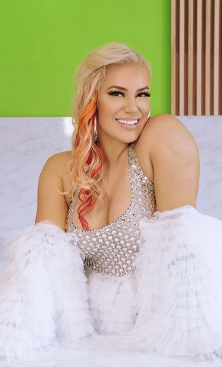 Taya Valkyrie | Scrolller