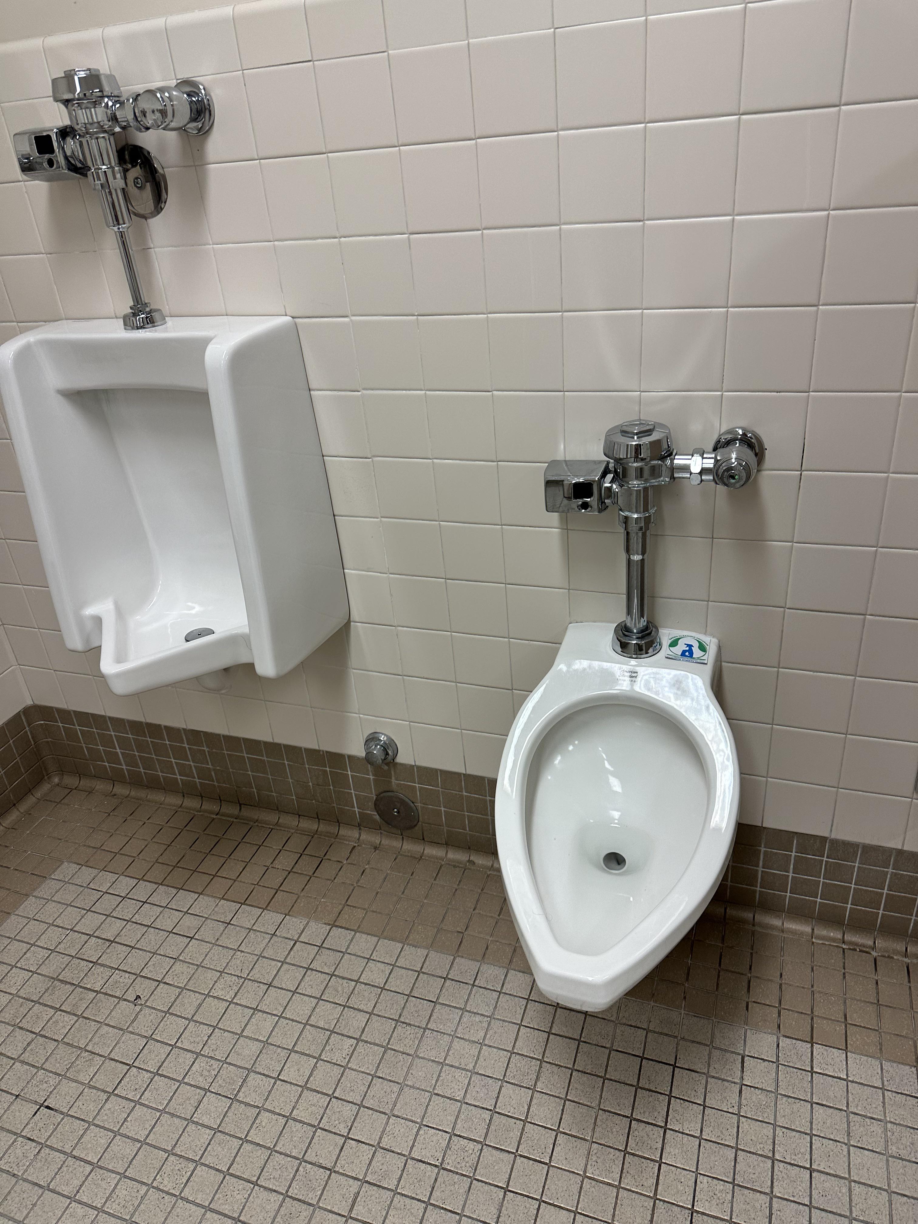 A urinal for dwarves | Scrolller