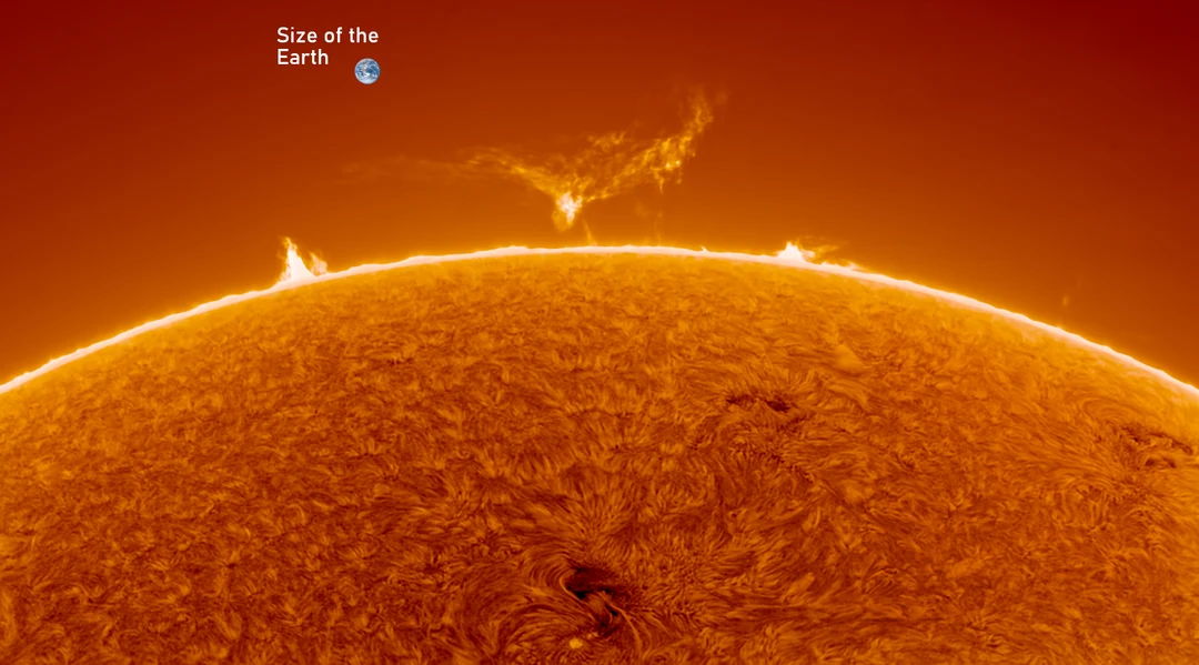 A solar firebird (H-alpha image) | Scrolller