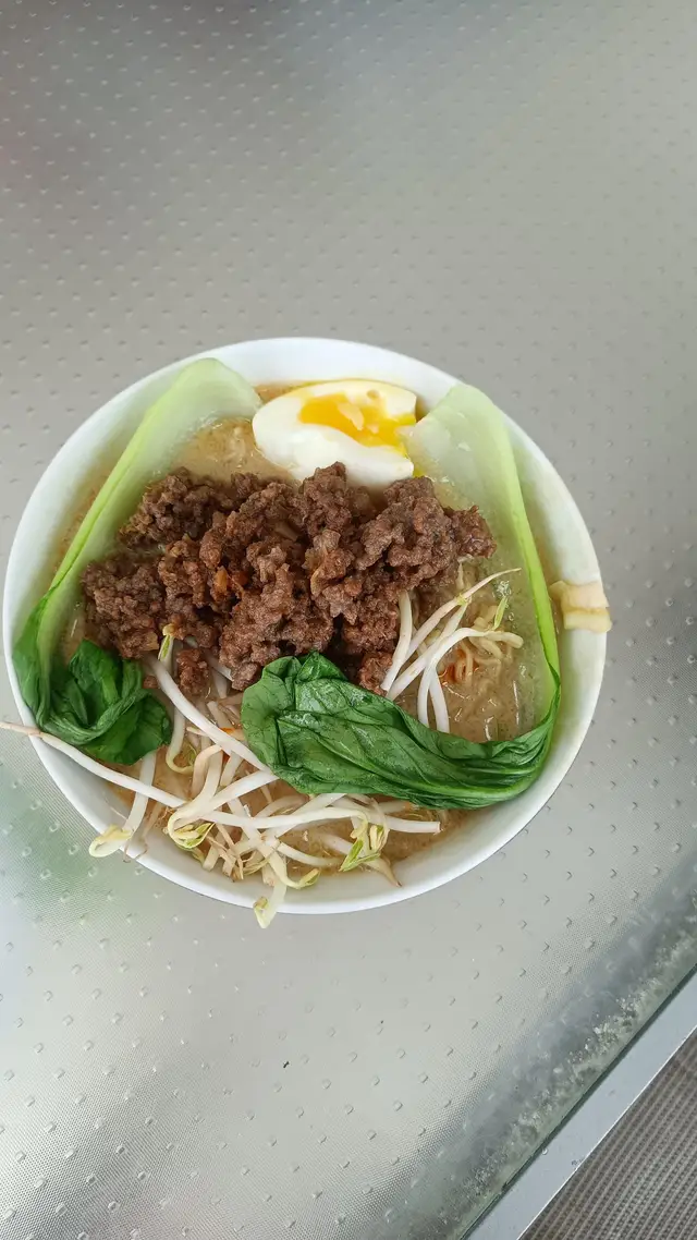 First time making ramen | Scrolller