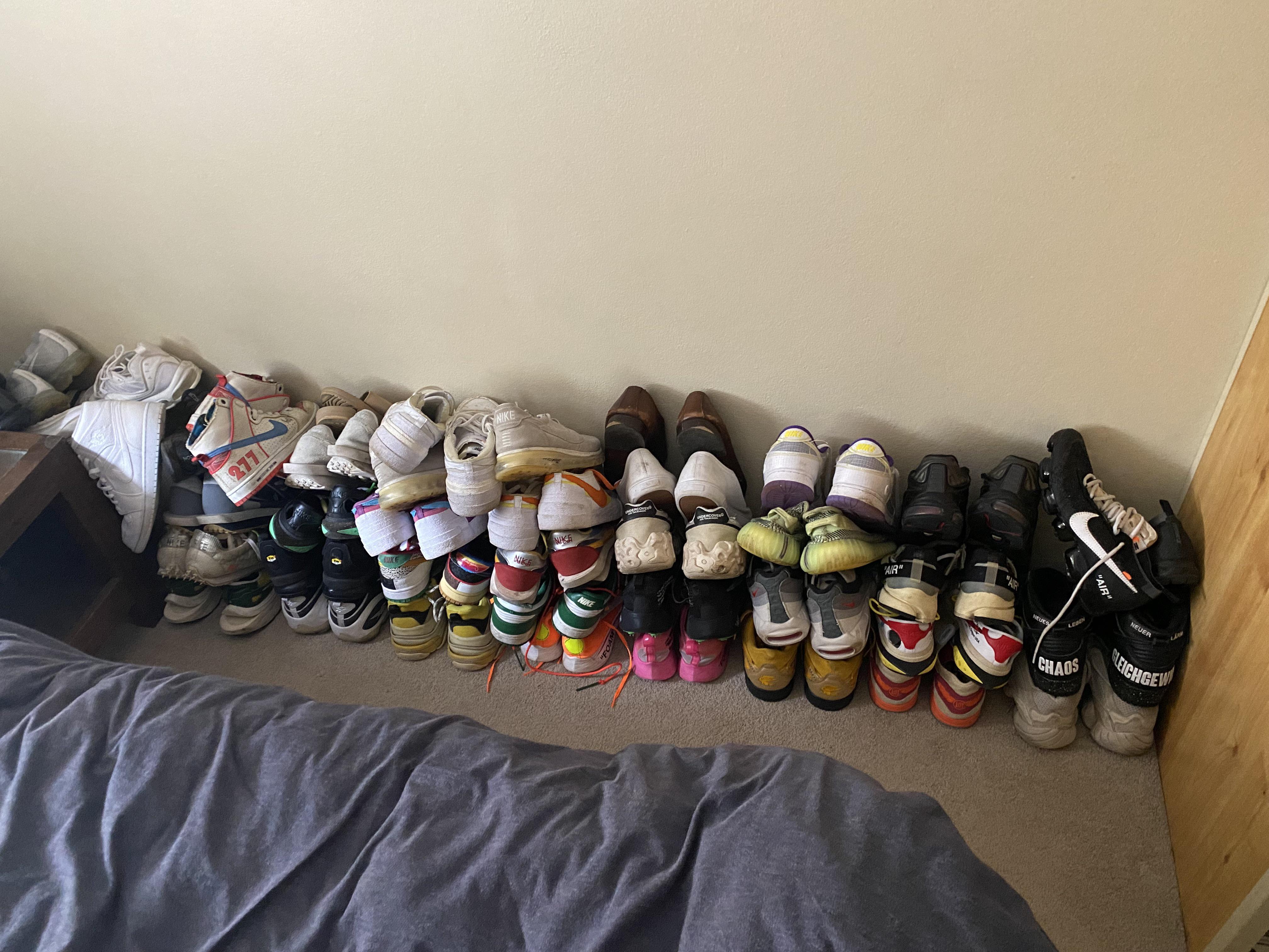 Discover more like Sneakers: Stacks on and Related Content | Scrolller