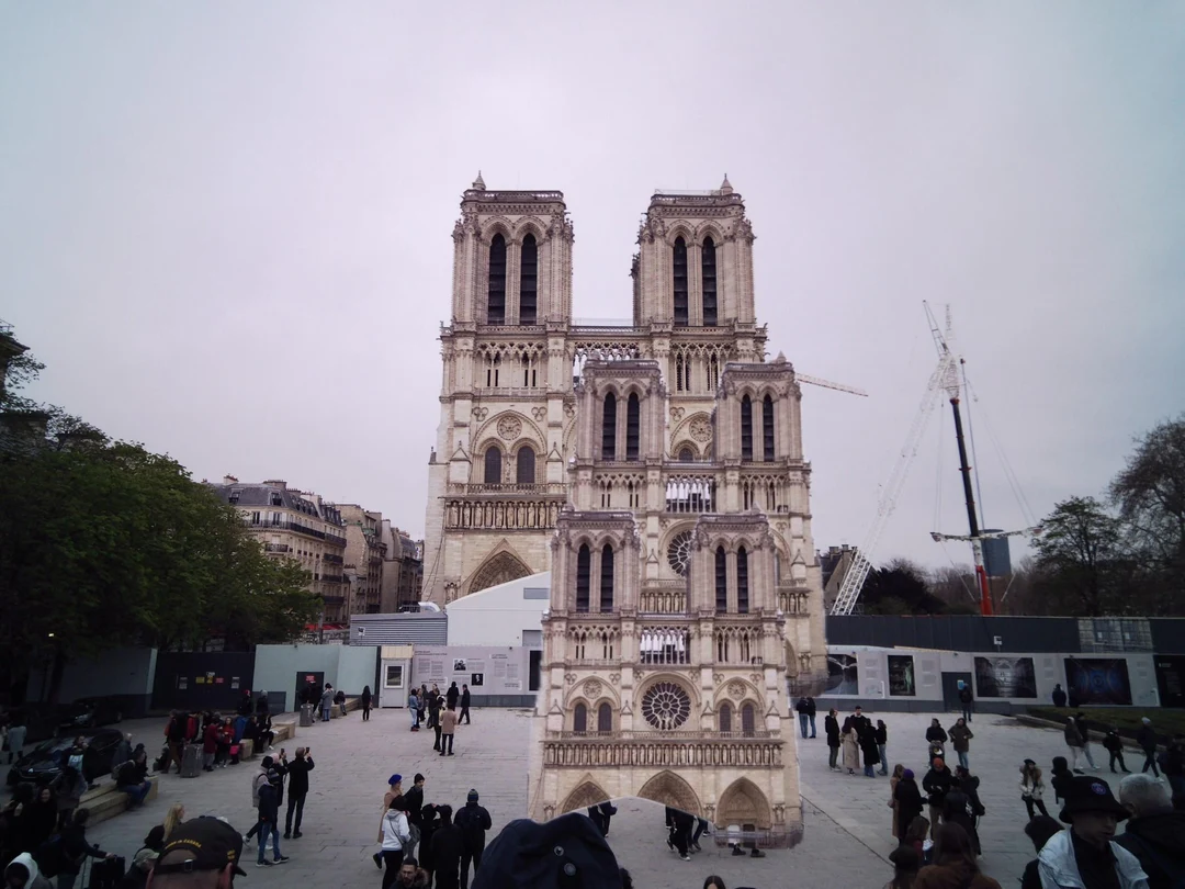 Is there any way to undo edits to photos done in the files app? | Scrolller