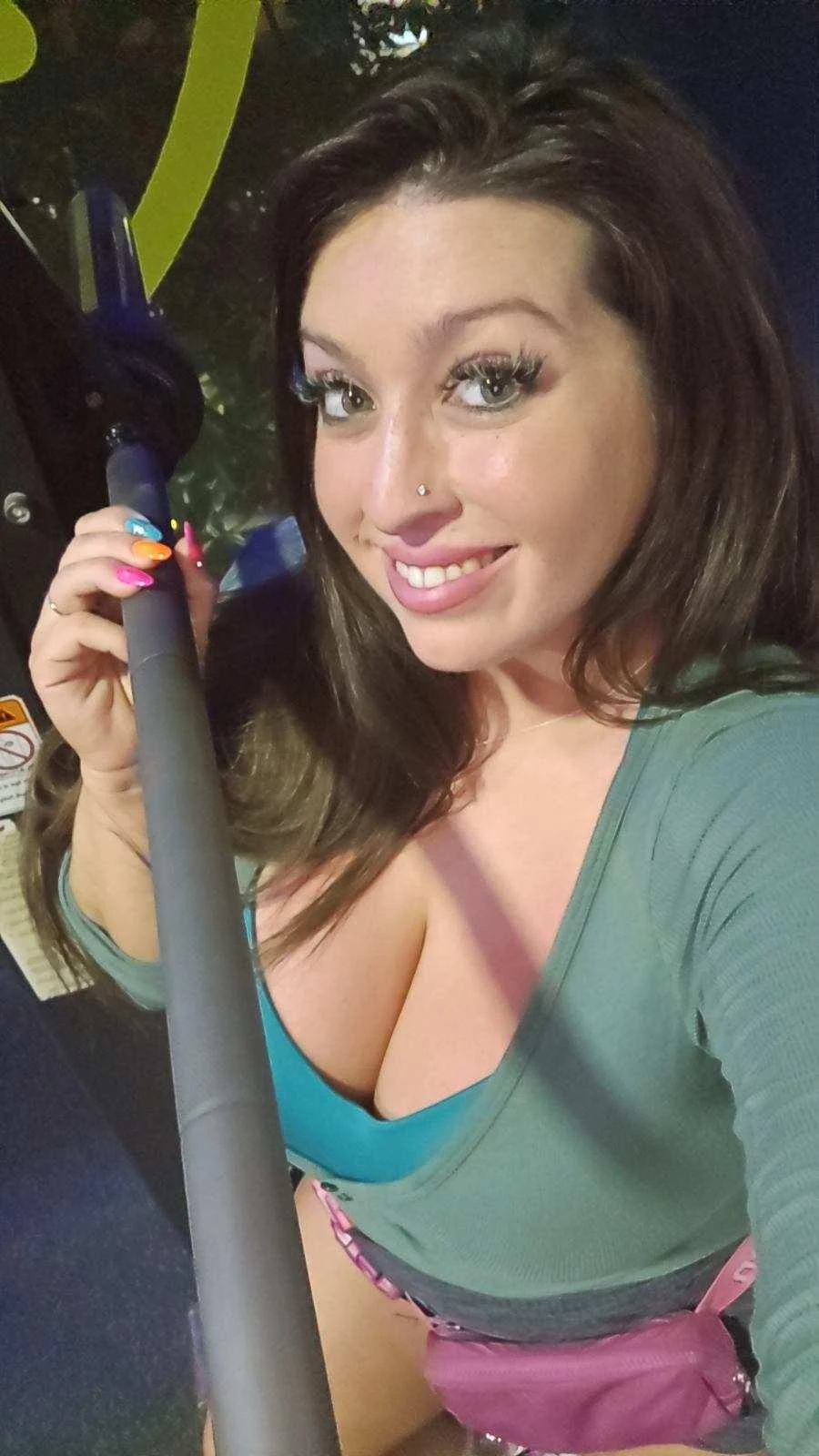 In between sets | Scrolller