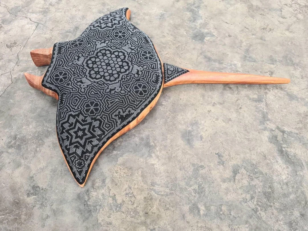 Stingray, Guille (Me), wood and beads, 2023 | Scrolller