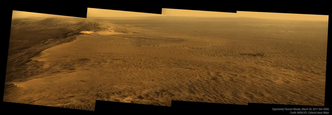 Sand Dunes from a birds eye view (Mars) | Scrolller