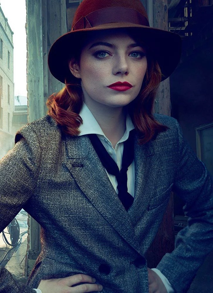 Emma Stone | Scrolller