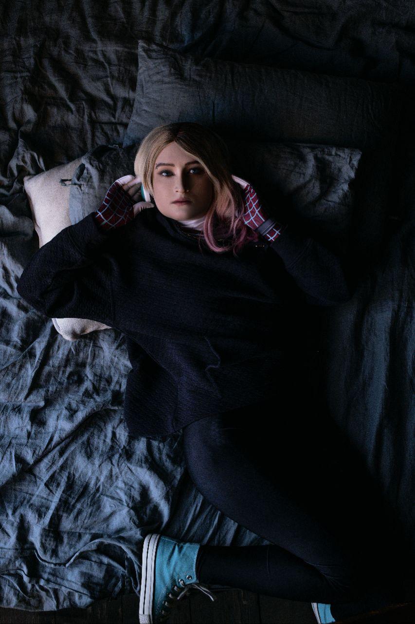 Gwen Stacy Cosplay By Me Scrolller