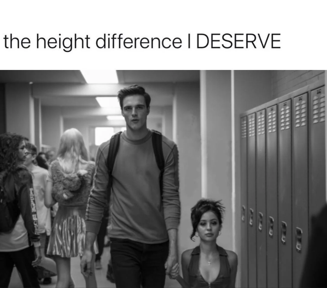 Omg the height difference 🥰 | Scrolller