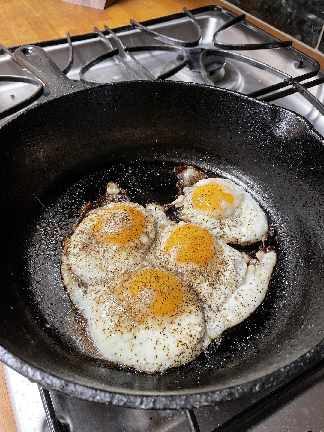 A great way to season a pan | Scrolller