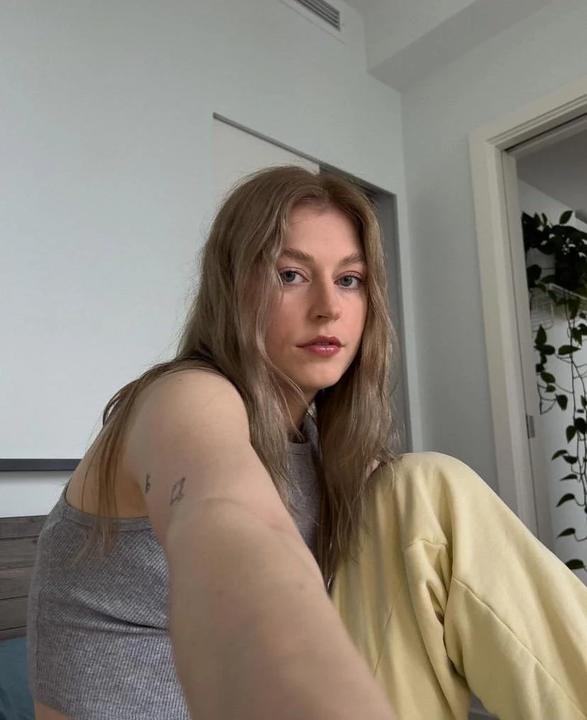 Relationship | Scrolller