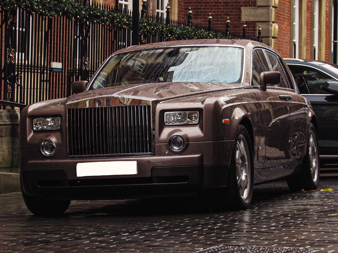 Rolls Royce Phantom. [1600 x 1200] | Scrolller