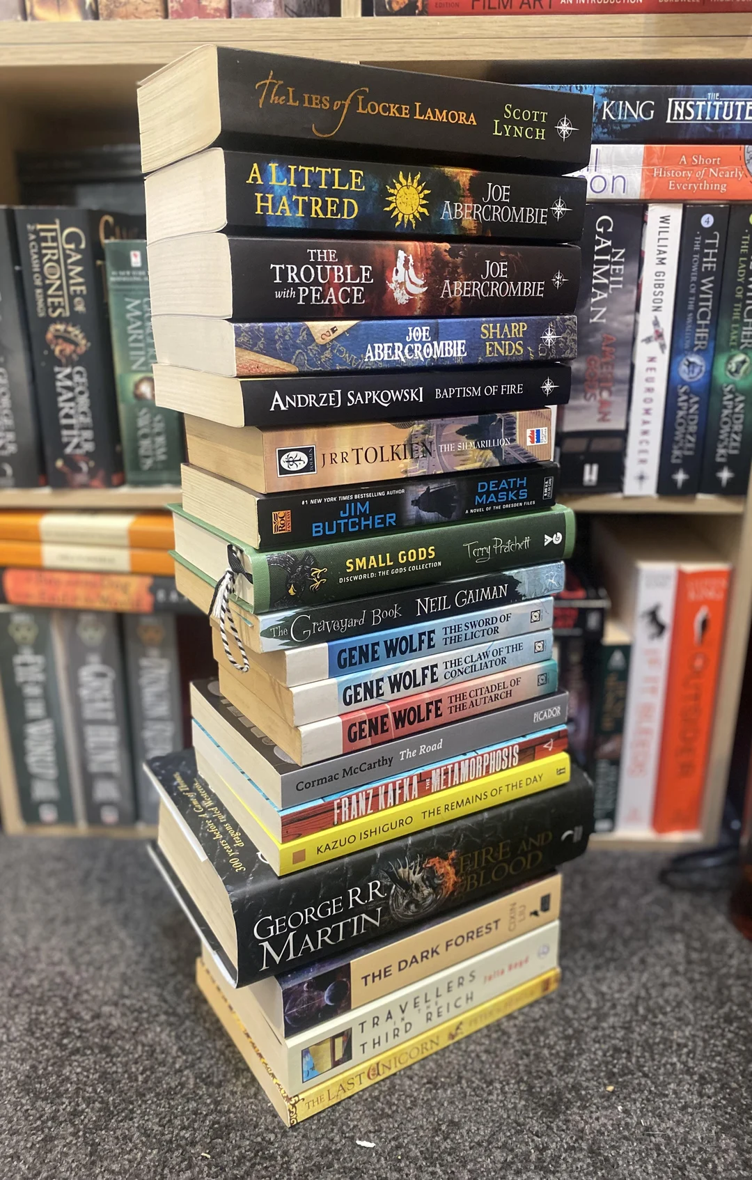My 2021 Reading Stack | Scrolller