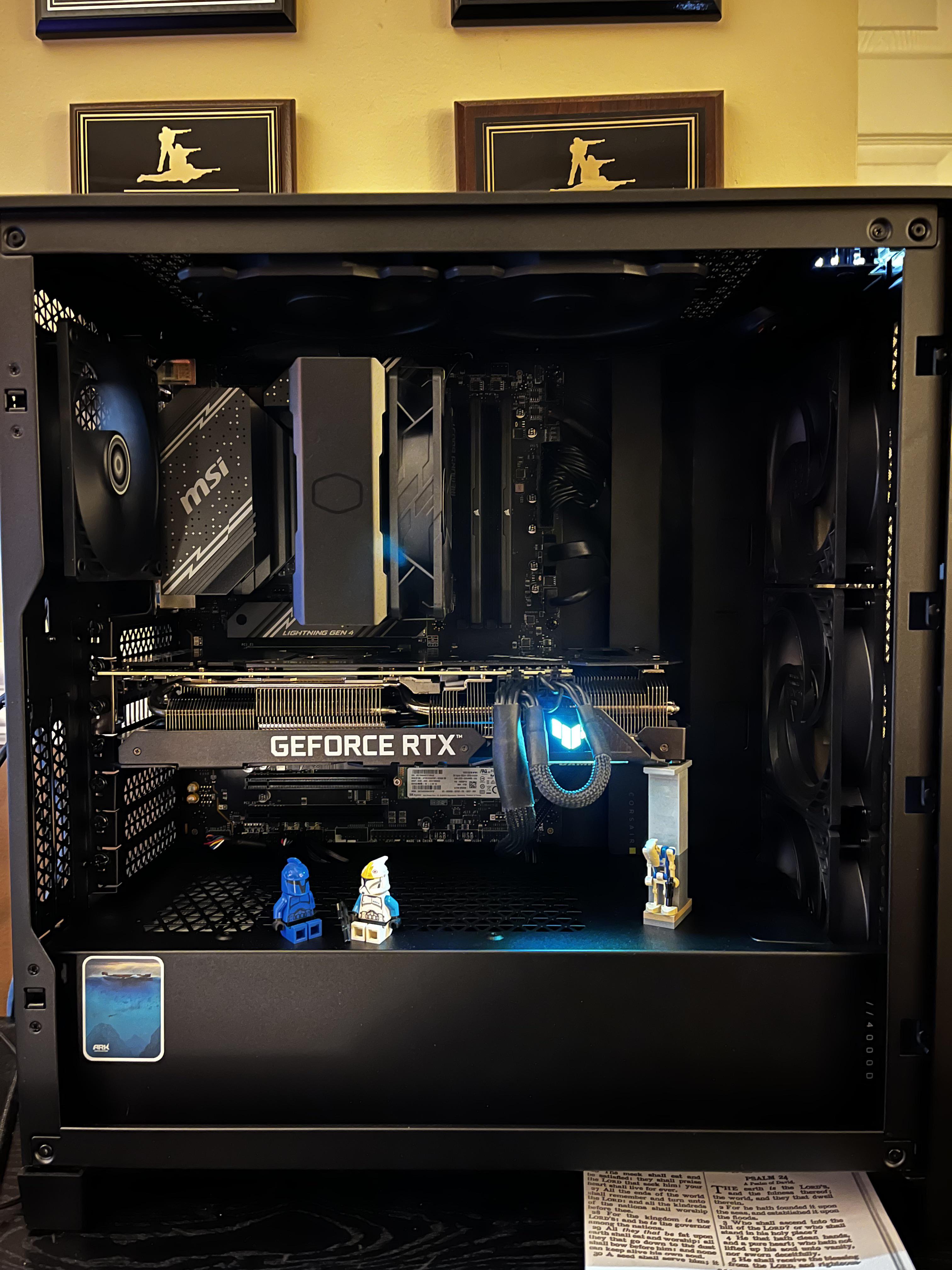 Cable Management | Scrolller