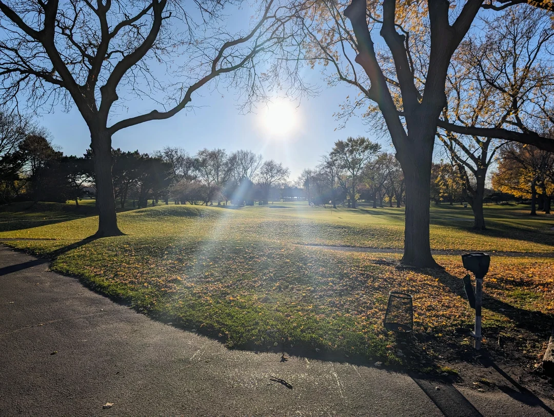 Fall golf - Bobby A. Black | Scrolller