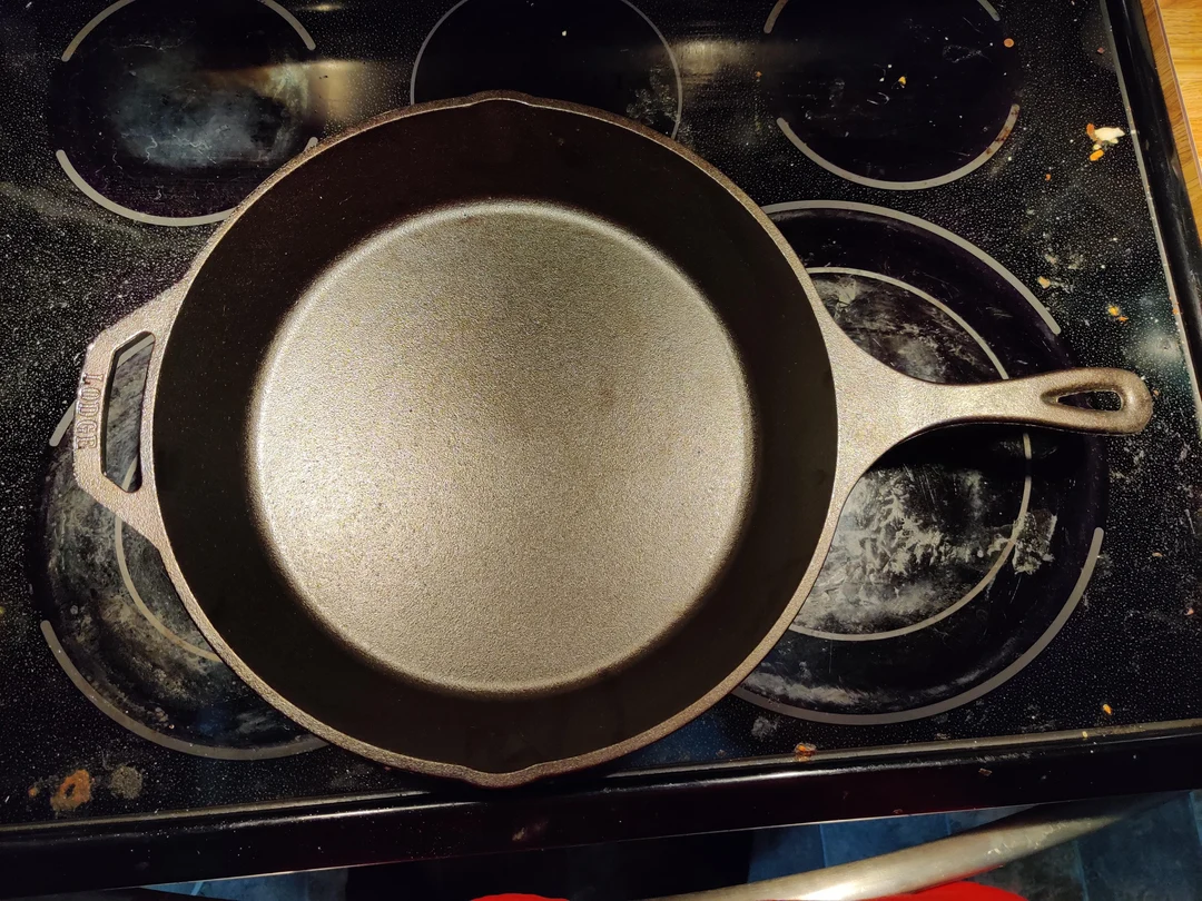 Got the 15" lodge. I think I'm gonna name him Big John. | Scrolller