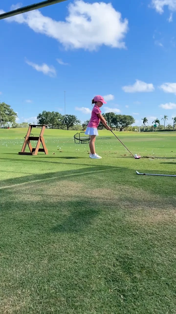Lite swing update for the little golfer | Scrolller