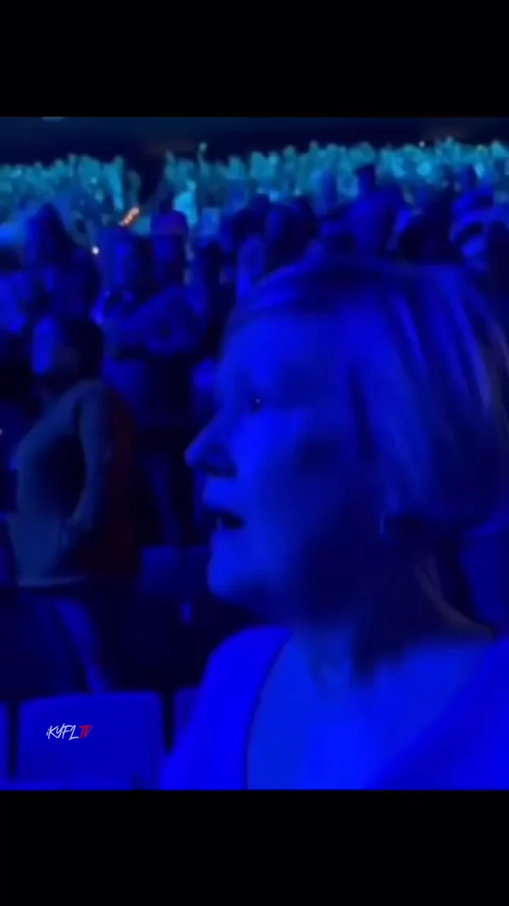 Best concert ever | Scrolller