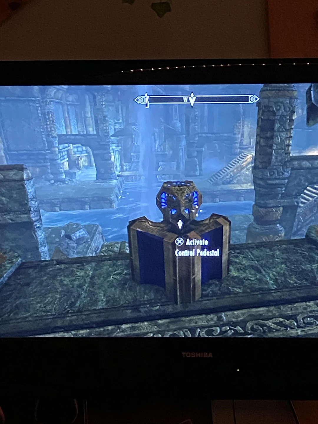 PATH OF KNOWLEDGE MISSION IN SKYRIM ?!!(!?!?! | Scrolller