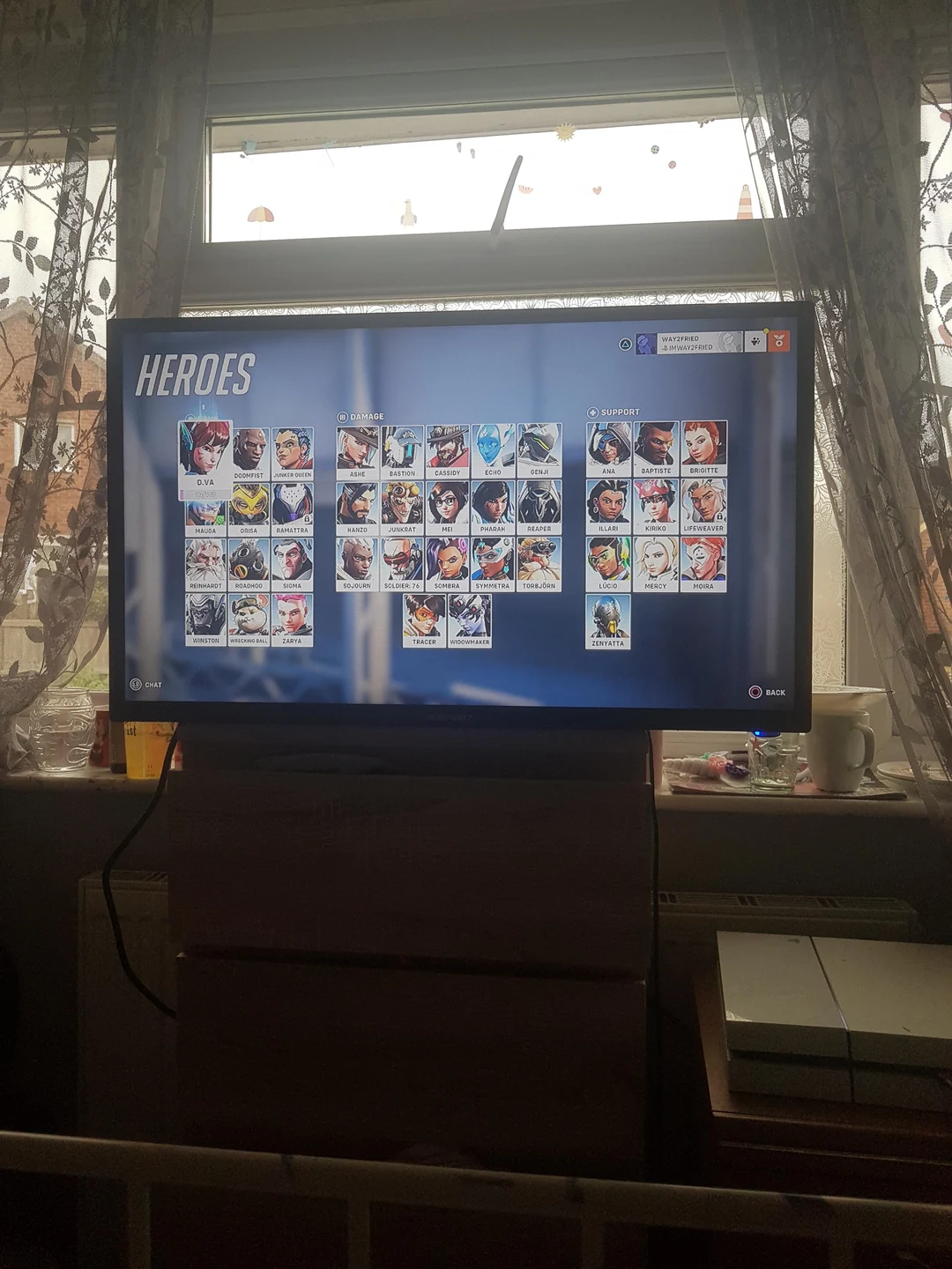 am i tripping balls or did the layout change | Scrolller