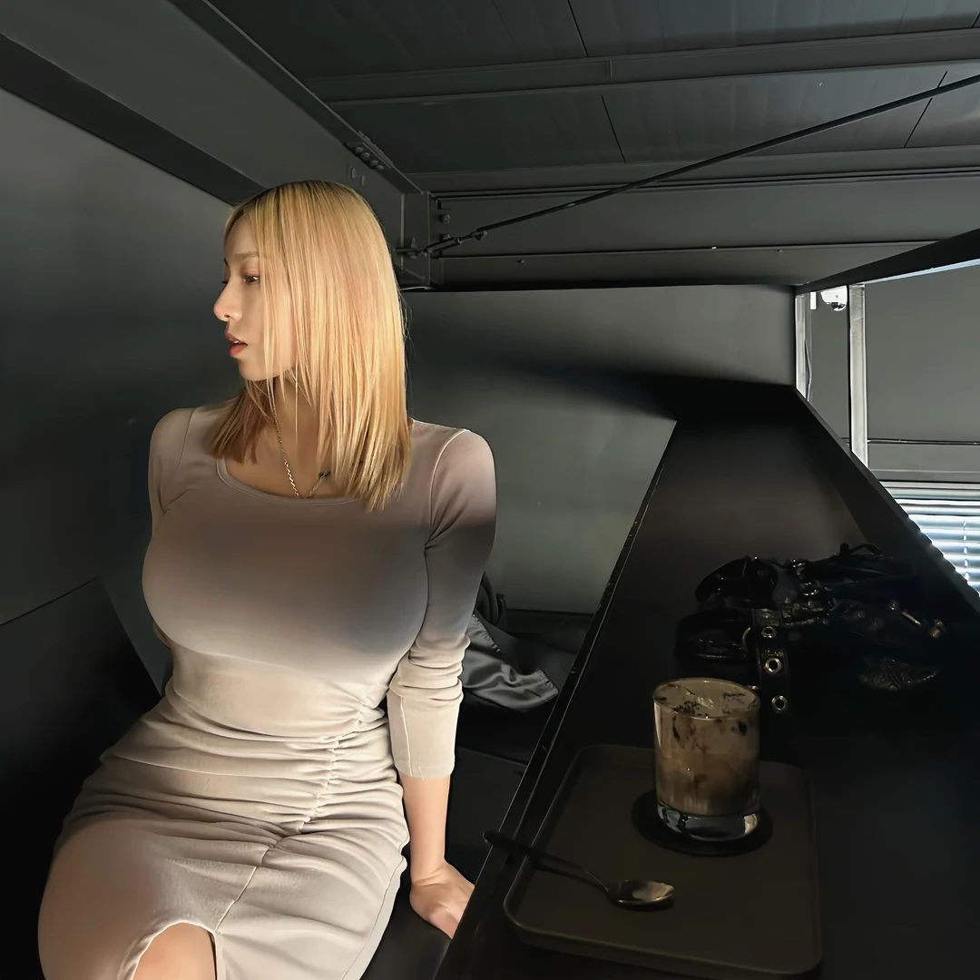 dramatic | Scrolller