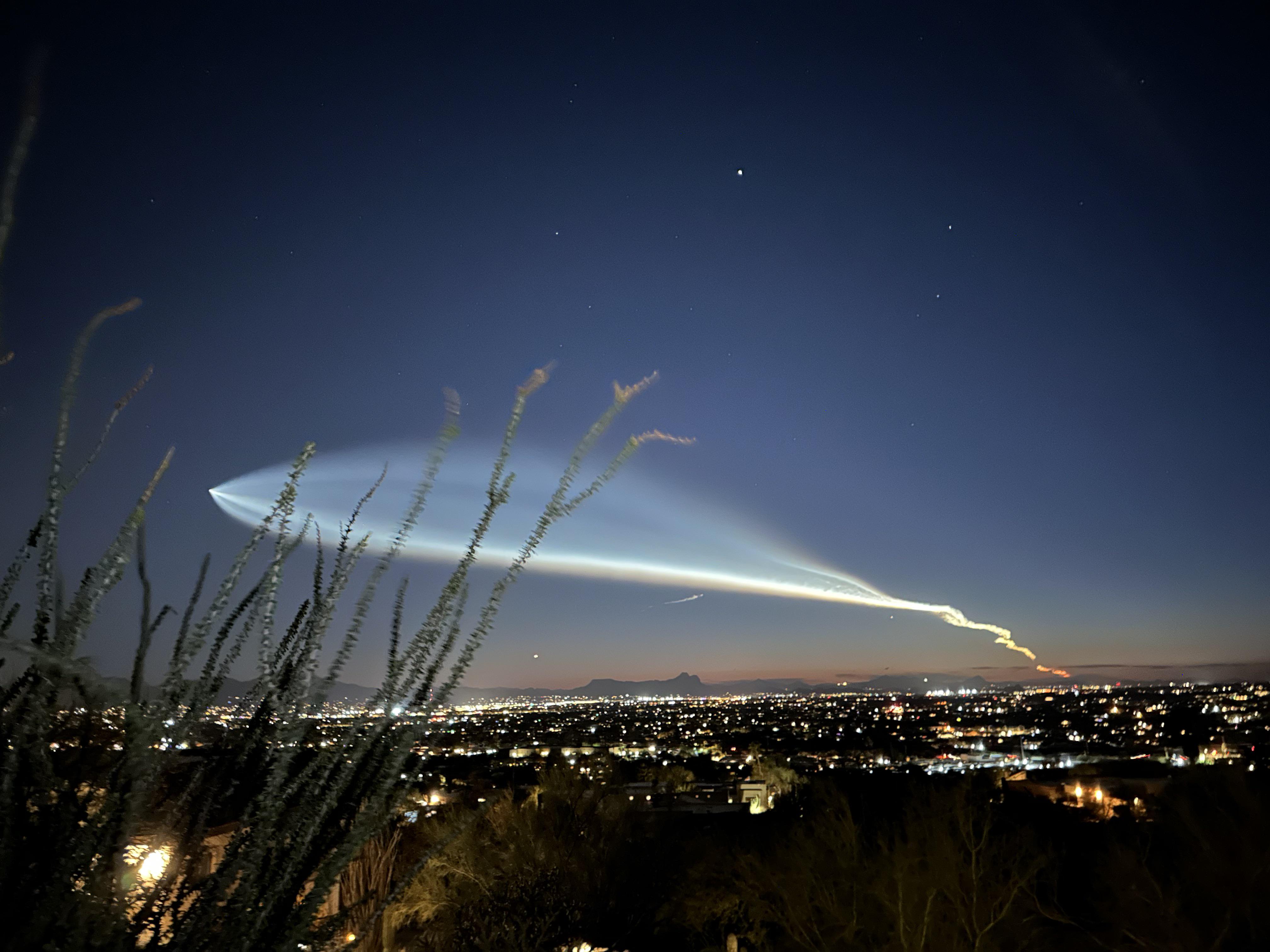 Got a pretty good shot of the SpaceX launch tonight | Scrolller