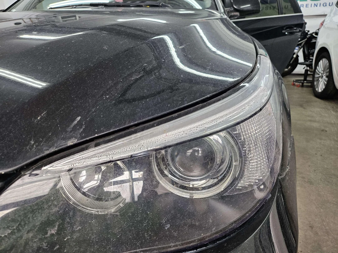 Water inside E61 Headlight Indicator fix? | Scrolller