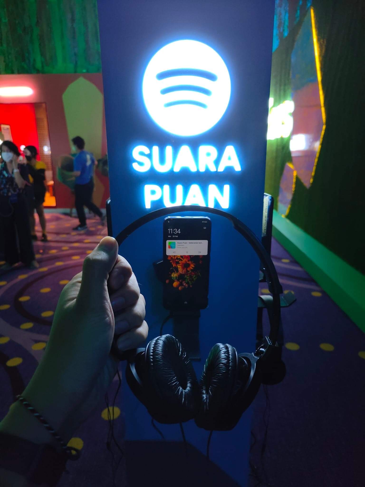 Discover more like Indonesia: Isinya apa ya kira-kira? and Related Content | Scrolller