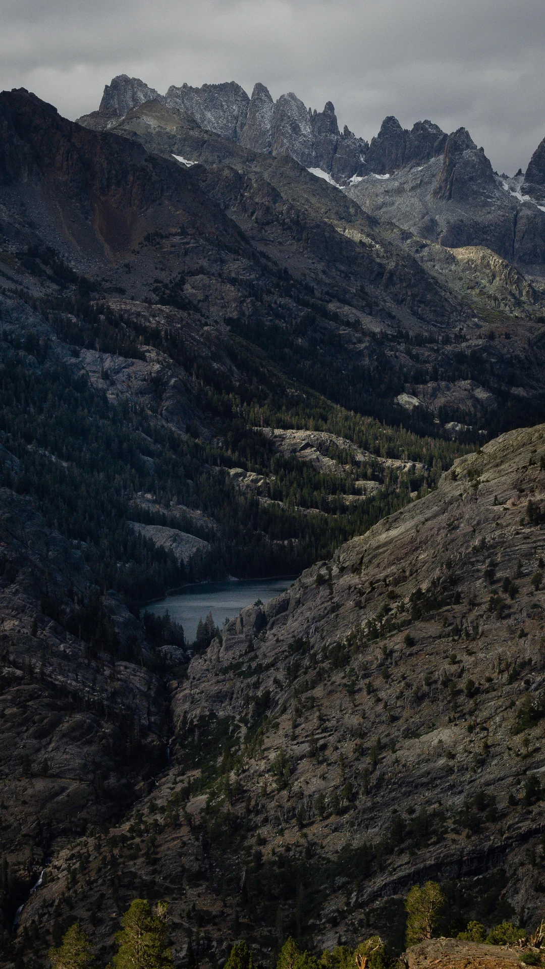 Shadow Lake, Ansel Adams wilderness [OC] (2536 x 4509) | Scrolller