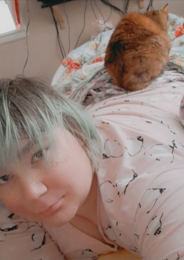 she really had to loaf right on my booty | Scrolller