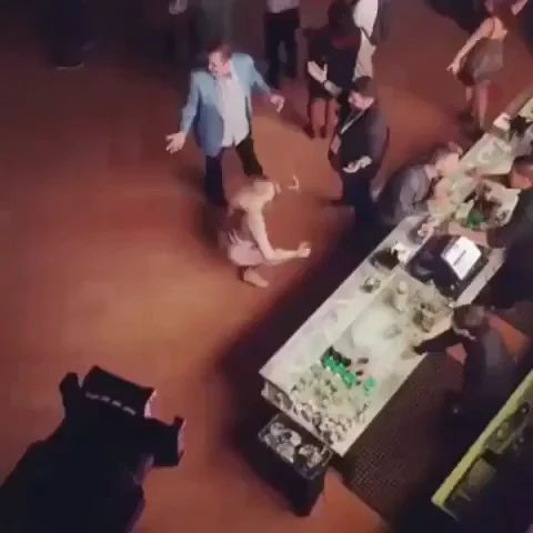 HMC while I drink and dance | Scrolller