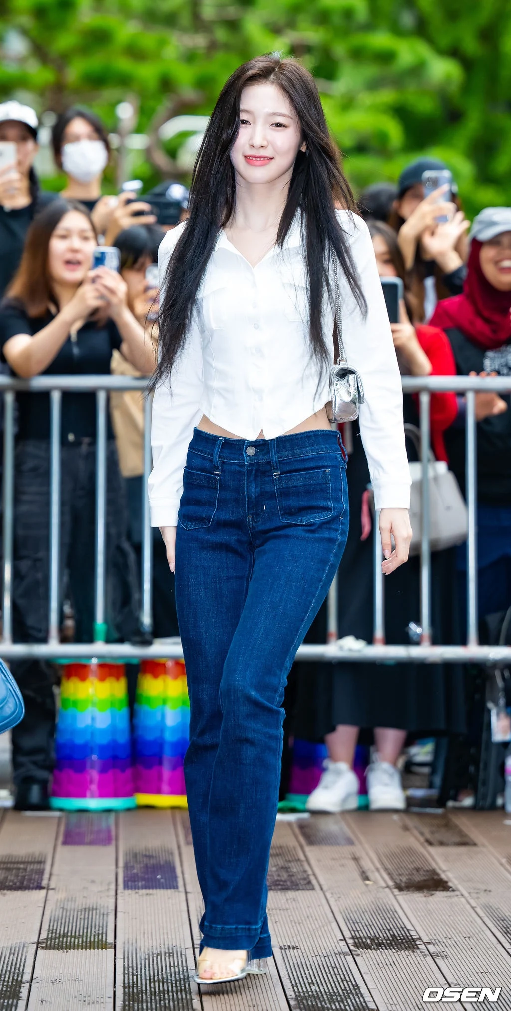 Oh My Girl - Arin | Scrolller