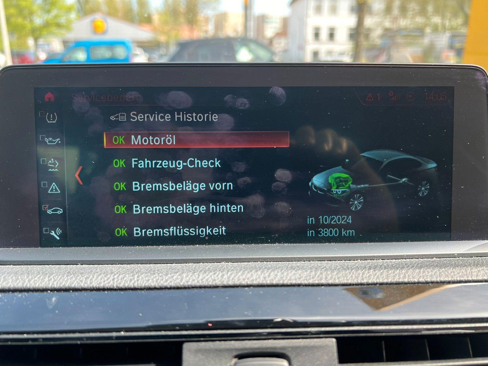 Why is the UI on the navigation screen in my 225d completely red? | Scrolller