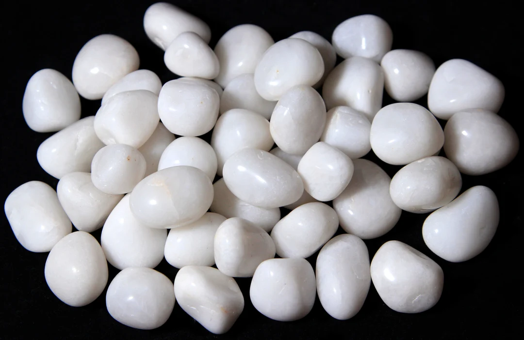 White agate | Scrolller