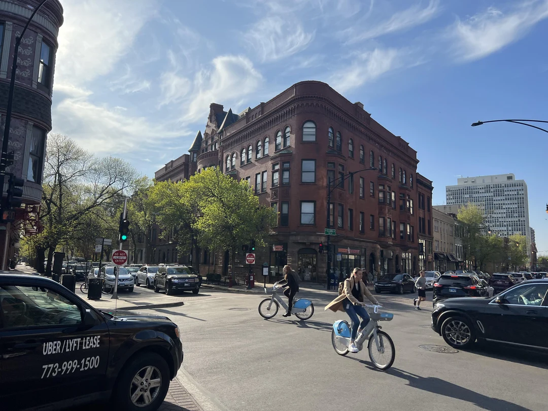 Less common view of Chicago, IL | Scrolller