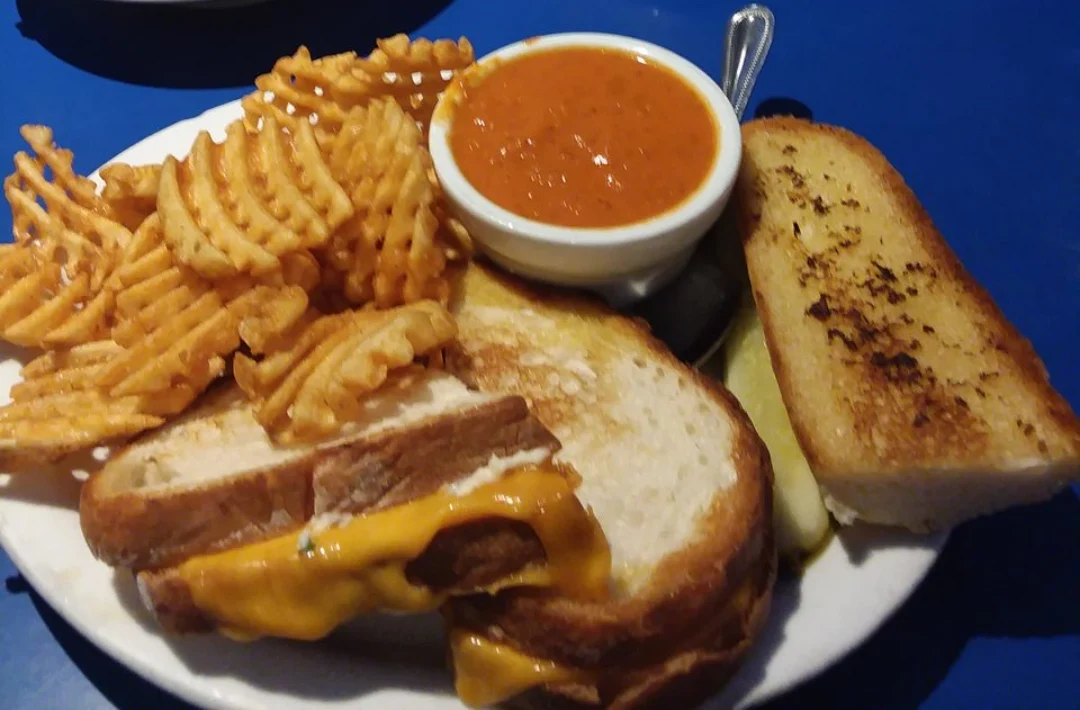 Extra Cheese. | Scrolller