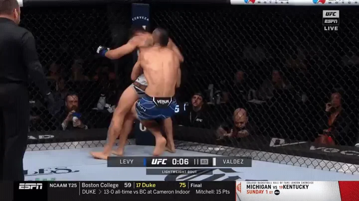 [Spoiler] Suplex in Prelim Fight | Scrolller